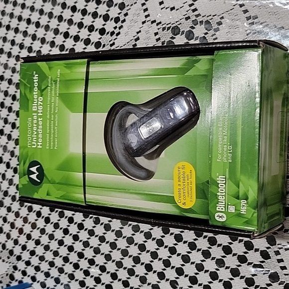 Other | Motorola H67 Universal Bluetooth Headset New In Box | Poshmark